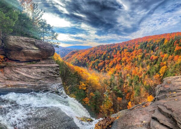 25 of the Best Places to See the Fall Foliage in the U.S. - Travel Widstom