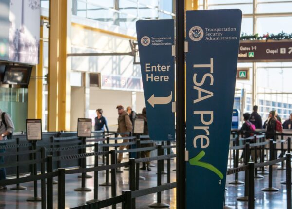 TSA Precheck vs Global Entry: Which is Right for You? - Travel Widstom